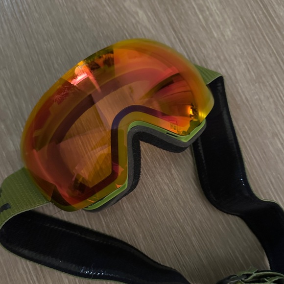 Anon | Other | Anon Goggles Womens Lens In Sunny Bronze Frame In Olive ...